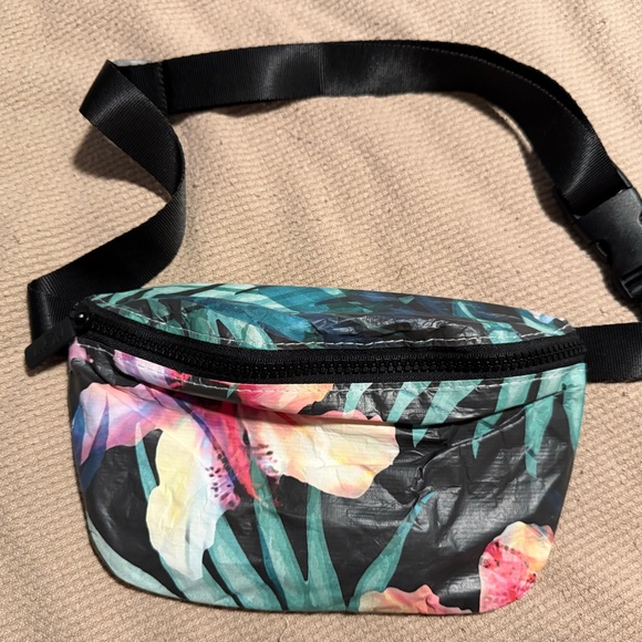 ALOHA Collection | Bags | Aloha Collection Floral Mini Hip Pack Bag ...